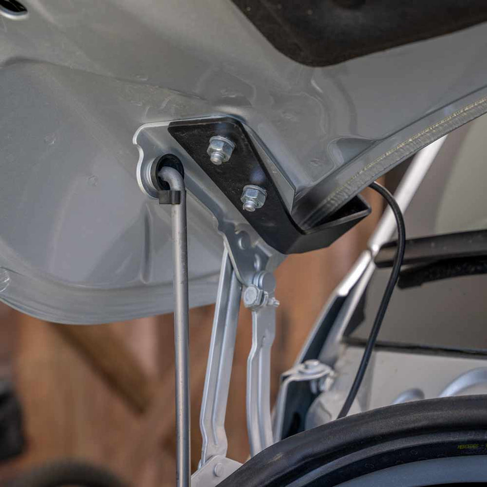 Mercedes Sprinter antenna Mount for Van 2019 to Current | Harris Race ...